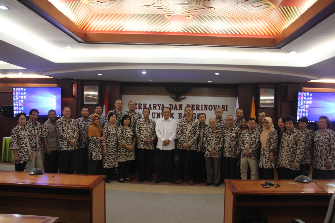 PENANDATANGANAN MoA ANTARA DEPARTEMEN HPT FAPERTA UGM DAN JURUSAN PROTEKSI TANAMAN UNILA ...