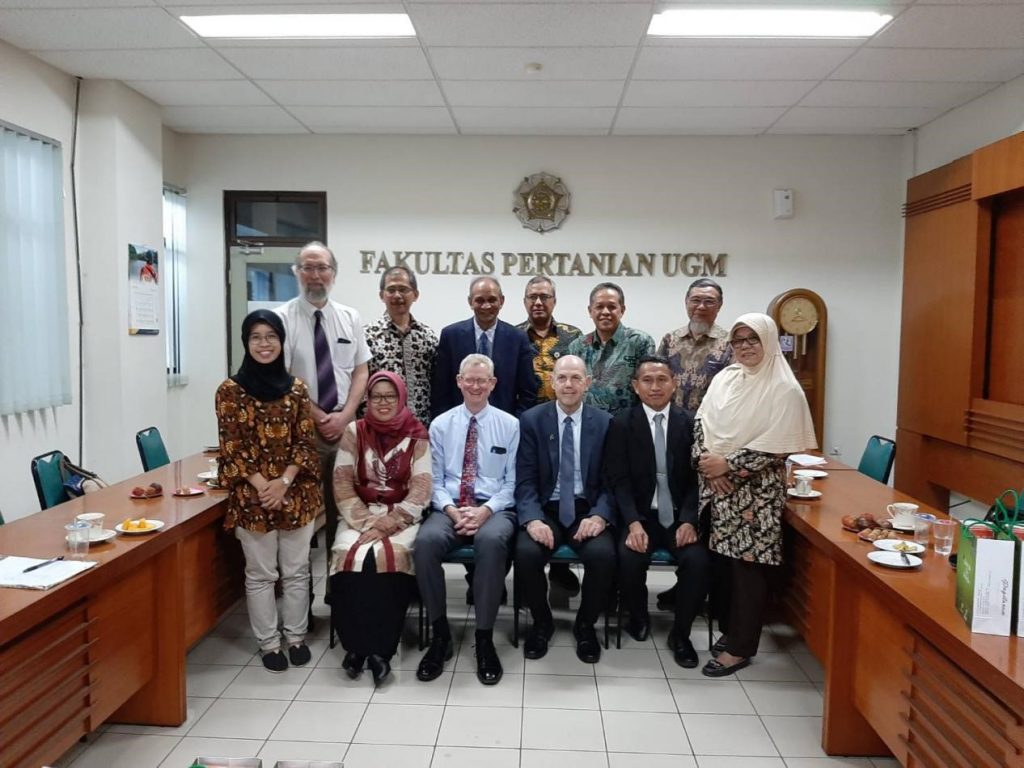 KUNJUNGAN MICHIGAN STATE UNIVERSITY KE FAPERTA UGM – Fakultas Pertanian KUNJUNGAN MICHIGAN STATE UNIVERSITY KE FAPERTA UGM – Fakultas Pertanian