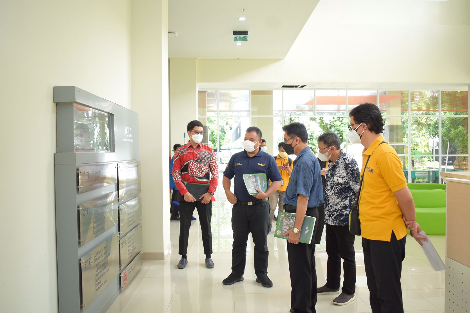 KUNJUNGAN WAKIL REKTOR KE GEDUNG AGLC FAKULTAS PERTANIAN UGM – Fakultas ...