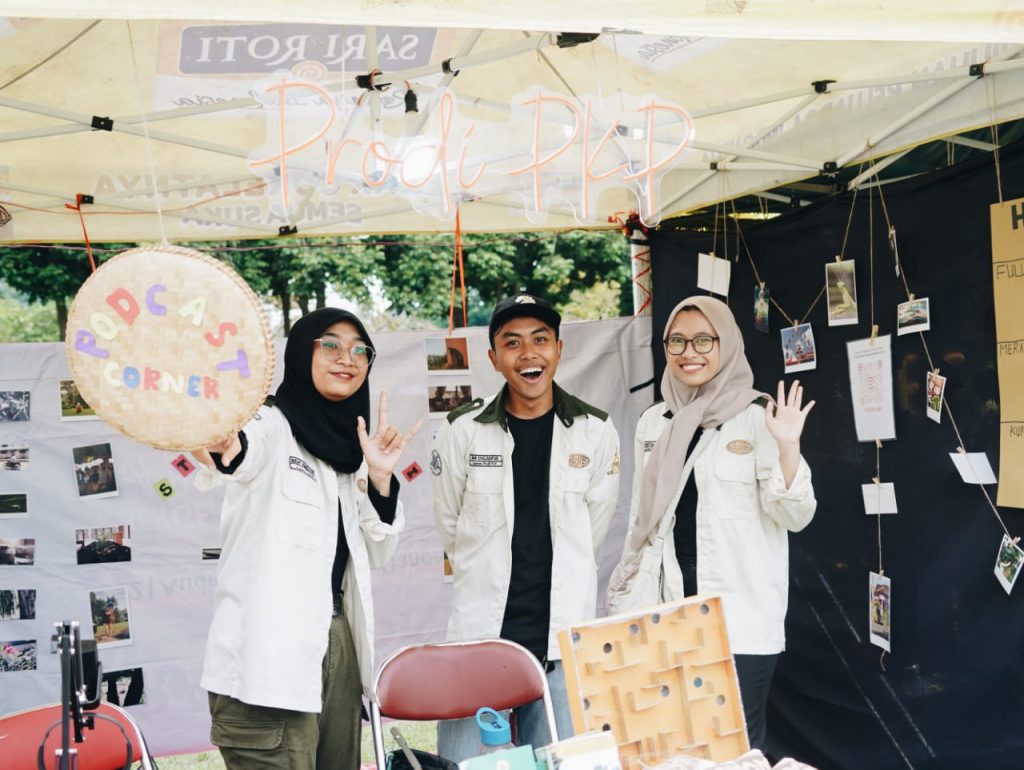 Edukasi dan Promosi Menarik dari Prodi EPA dan PKP di Jogjajanan 2025 ...